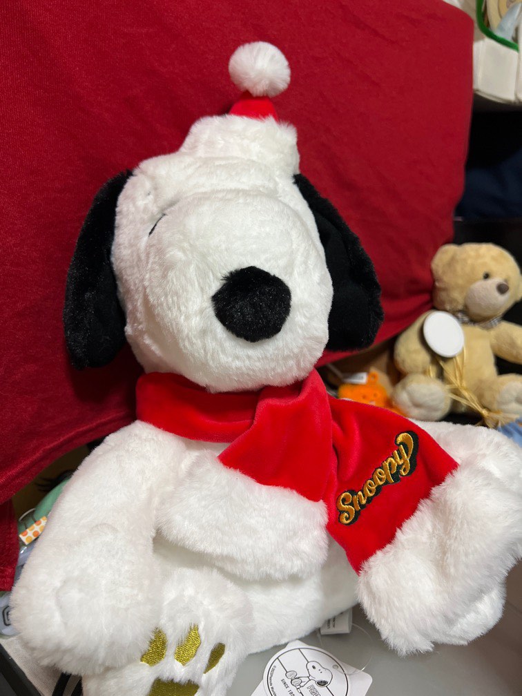 Limited Edition Christmas Snoopy Peanuts Plush, Hobbies & Toys, Toys ...