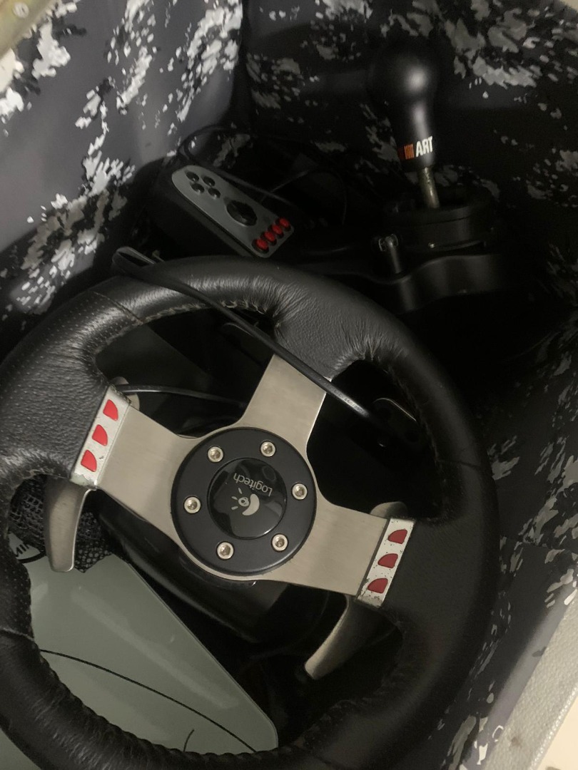 Logitech g27, Video Gaming, Gaming Accessories, Controllers on Carousell