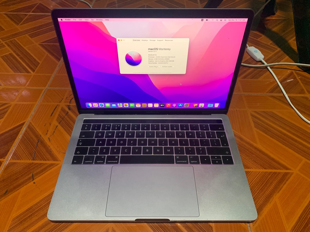 Macbook pro 2016 13.3-inch Touchbar Intel core i5 8GB RAM 256GB Flash ...