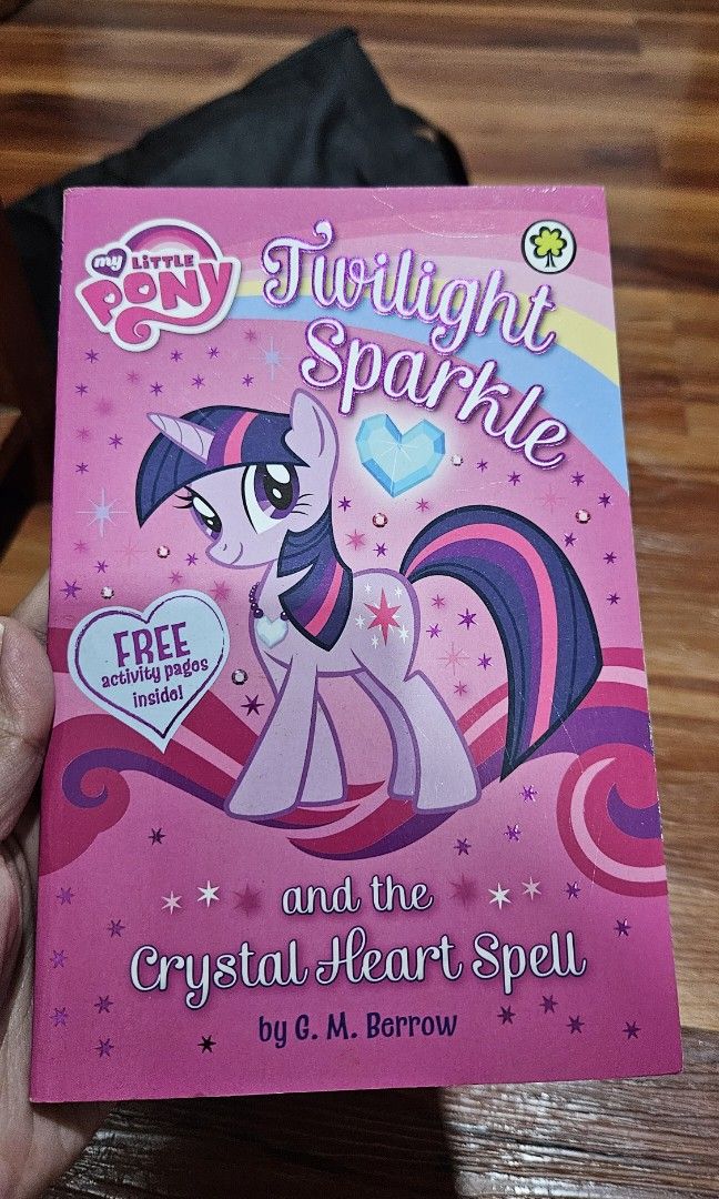 My Little Pony Books, Hobbies & Toys, Books & Magazines, Children's Books on Carousell