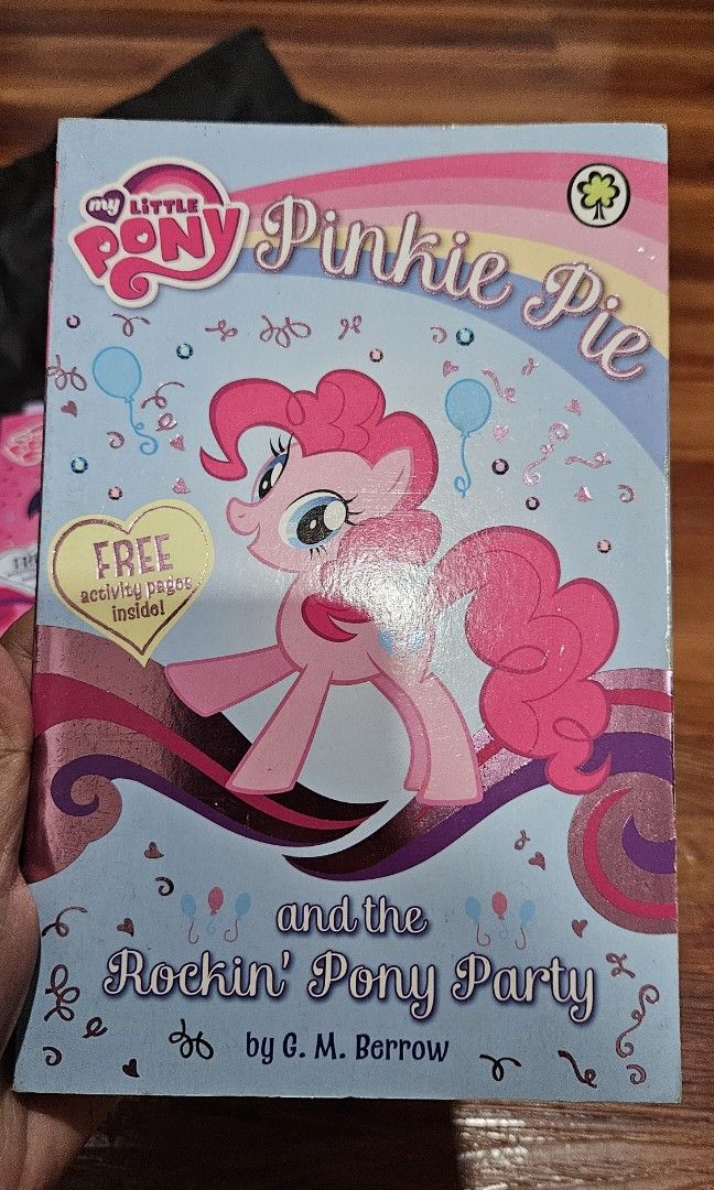 My Little Pony Books, Hobbies & Toys, Books & Magazines, Children's Books on Carousell