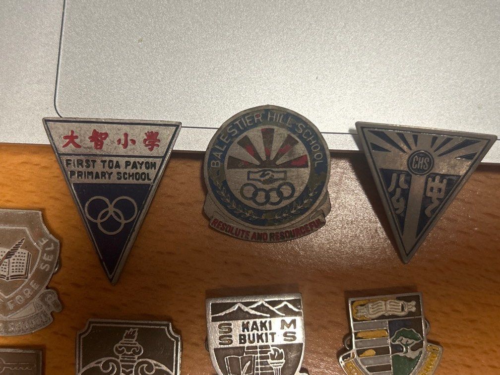 Old Singapore school badge catholic high Balestier high kaki Bukit ...
