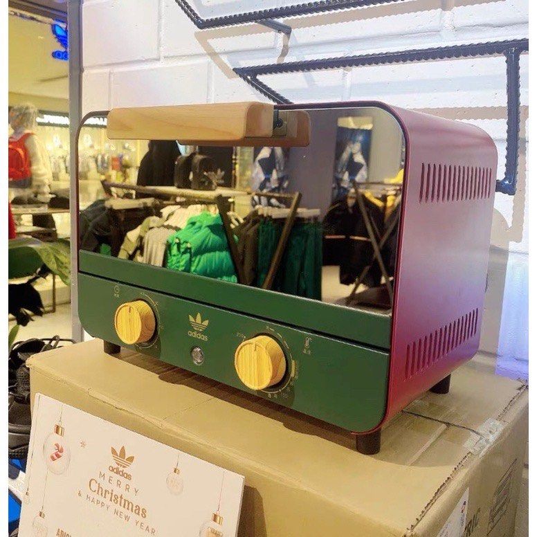 Original Adidas Christmas Oven Toaster (Trefoil Logo), TV & Home ...