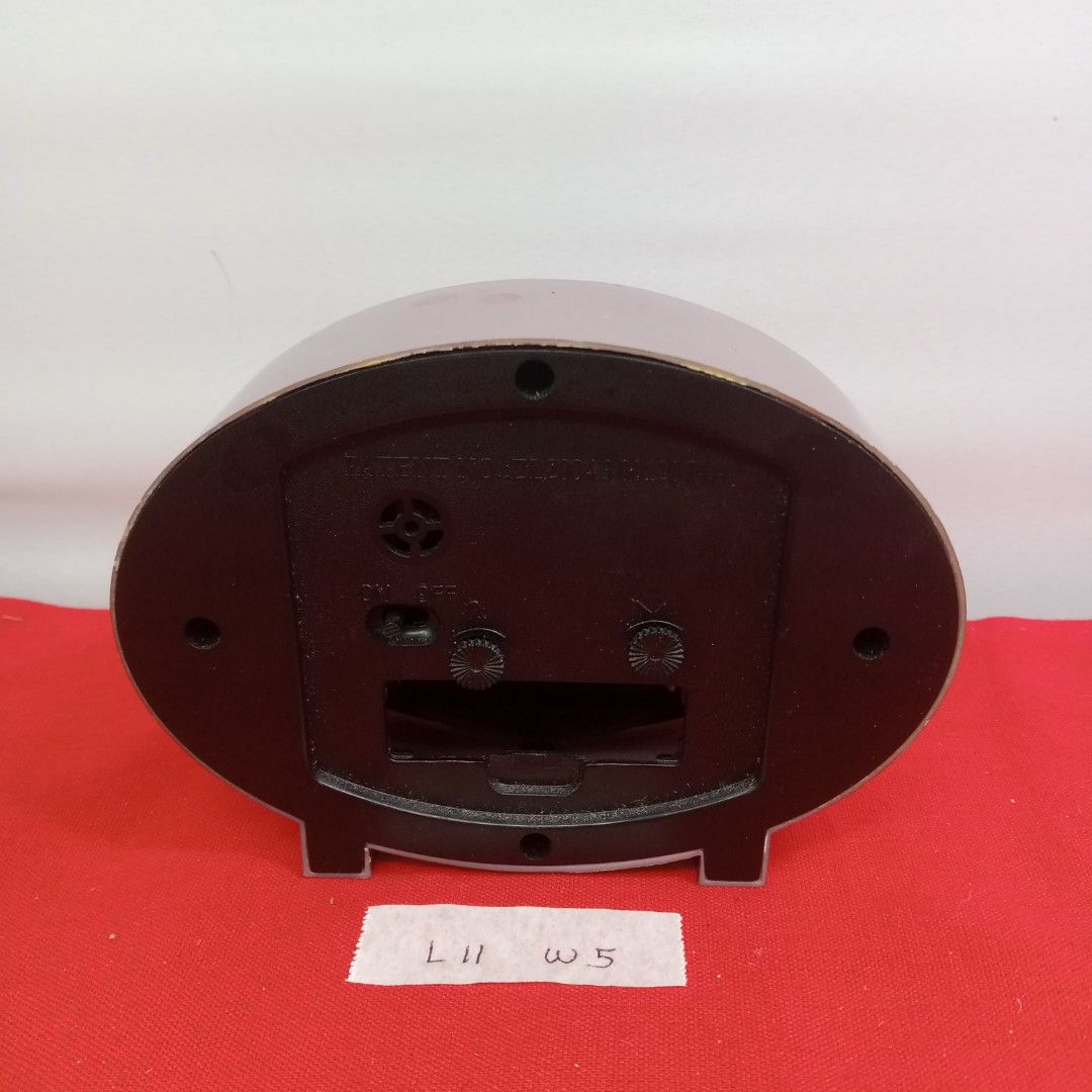 Oval tabletop alarm clock from UK for 245 *W67, Furniture & Home Living ...