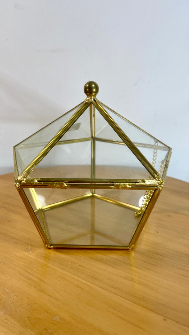 Planter/terrarium Geometri diamond shape Gold Jewelry box with top ...