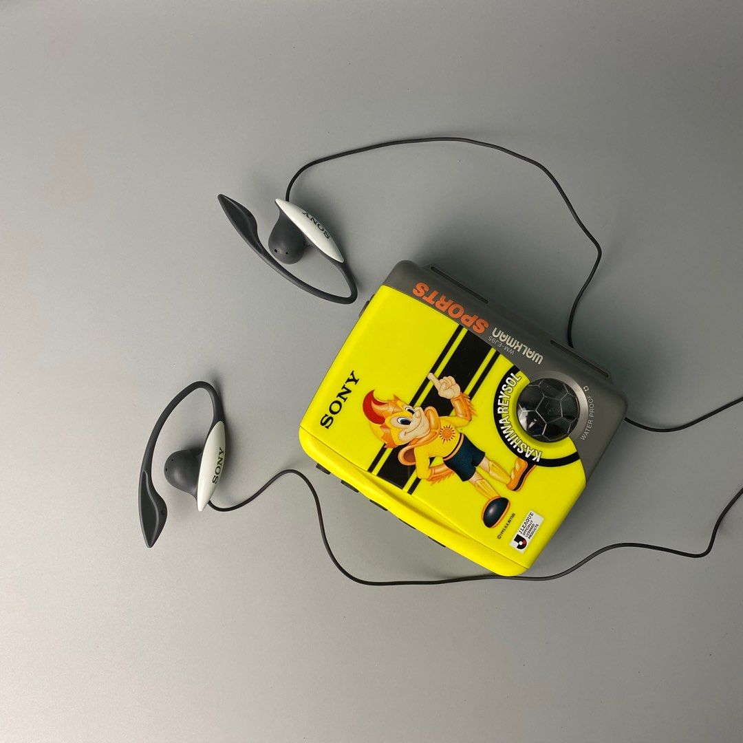 RARE Sony walkman wm-ej95 sports, Audio, Portable Music Players on ...