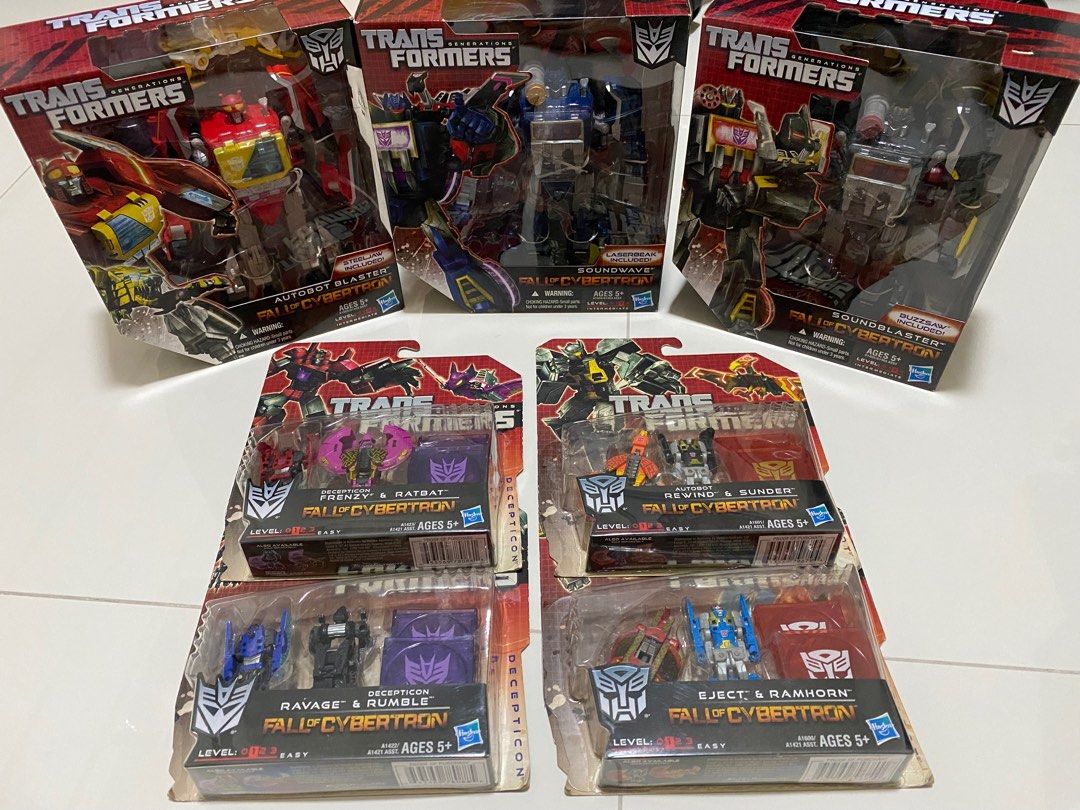 Rare Transformers hasbro generations fall of cybertron Autobot blaster ...