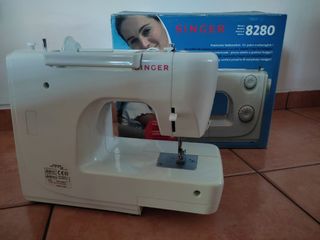 Singer 8280 Sewing Machine, TV & Home Appliances, Other Home Appliances ...