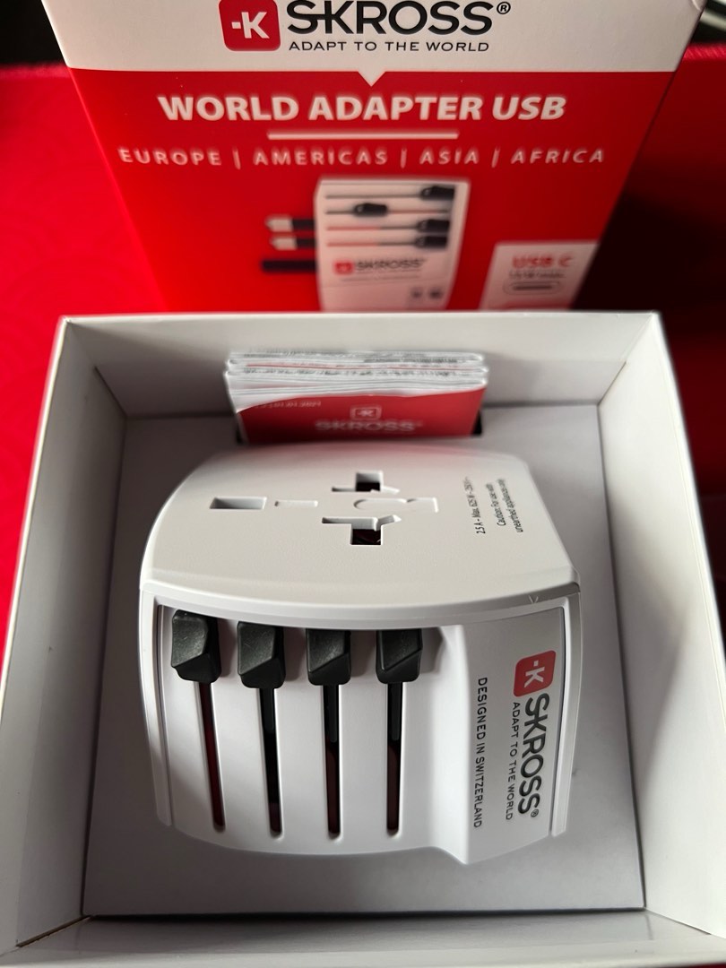 SKROSS Universal Travel Plug with USB and USB C, White, Hobbies & Toys ...