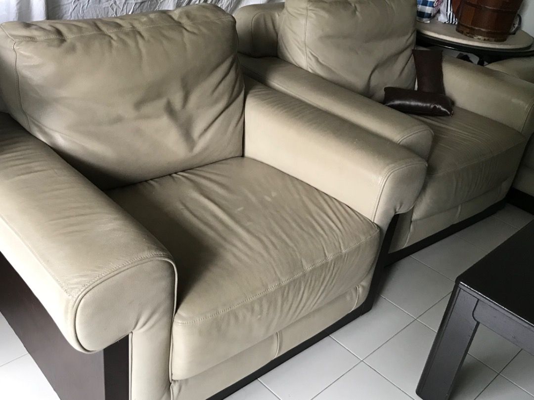 Sofas 5 seated, with 2 long and shot tables. Ling table for 3 seated ...