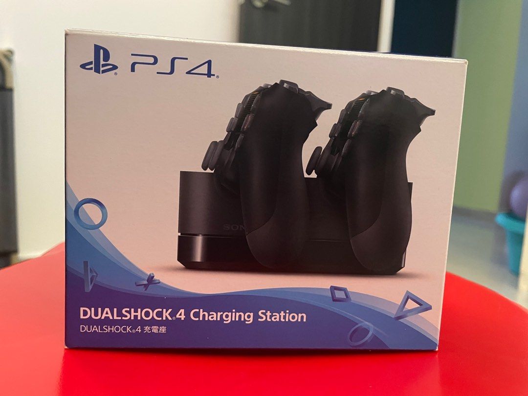 Sony PS4 Dualshock Charging Station, Video Gaming, Gaming Accessories ...