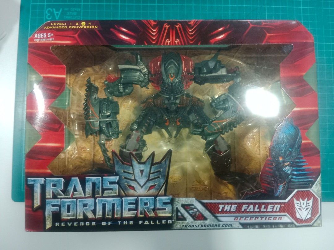 The Fallen voyager class Transformers revenge of the fallen ROTF ...