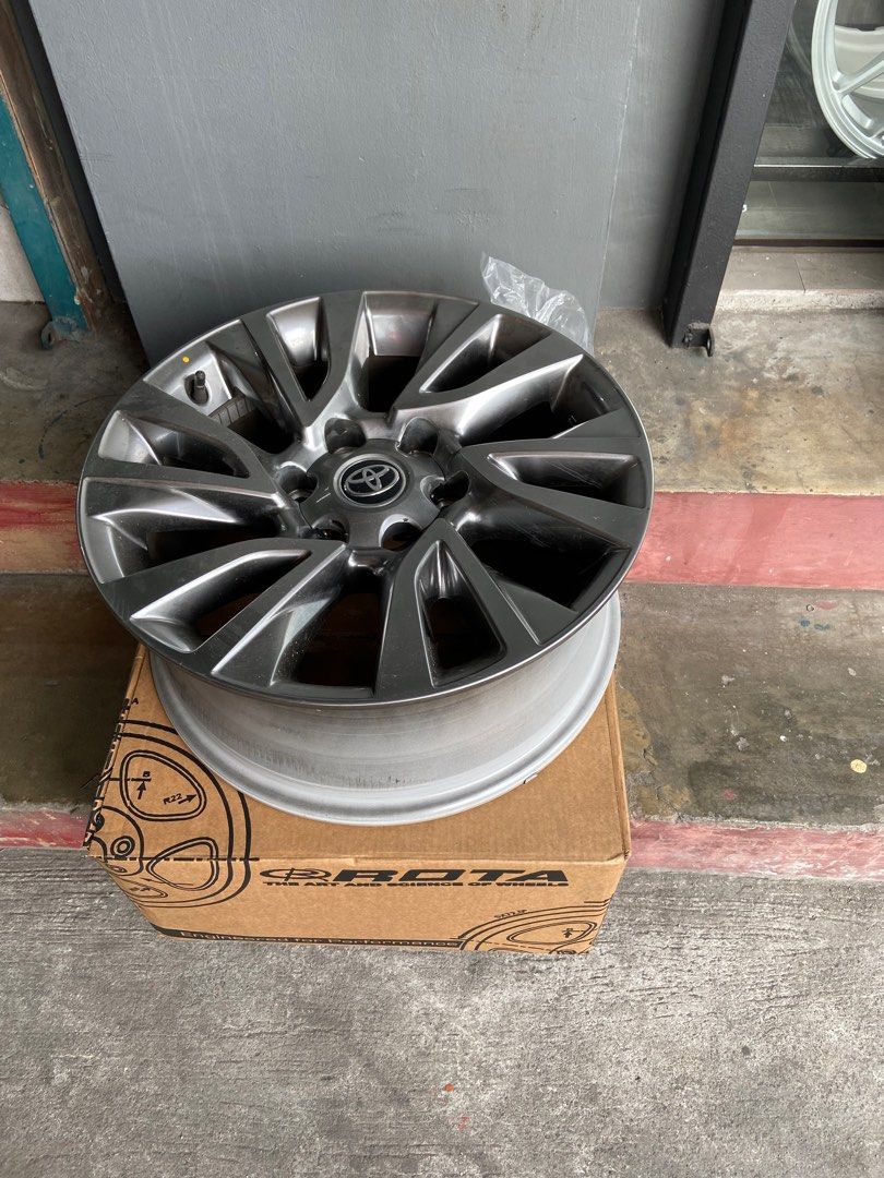Toyota Fortuner Q 2023 Mags, Car Parts & Accessories, Mags and Tires on ...
