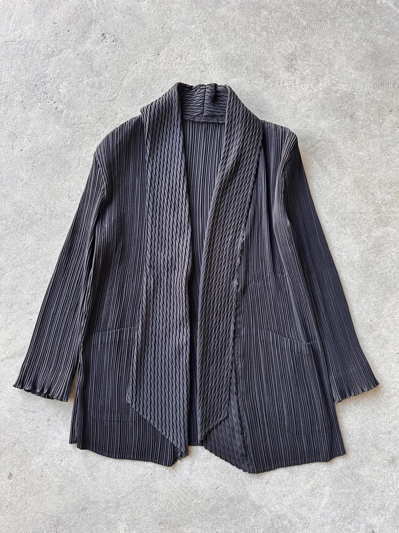 T-Pleats Collection Jacket, Women's Fashion, Coats, Jackets and ...