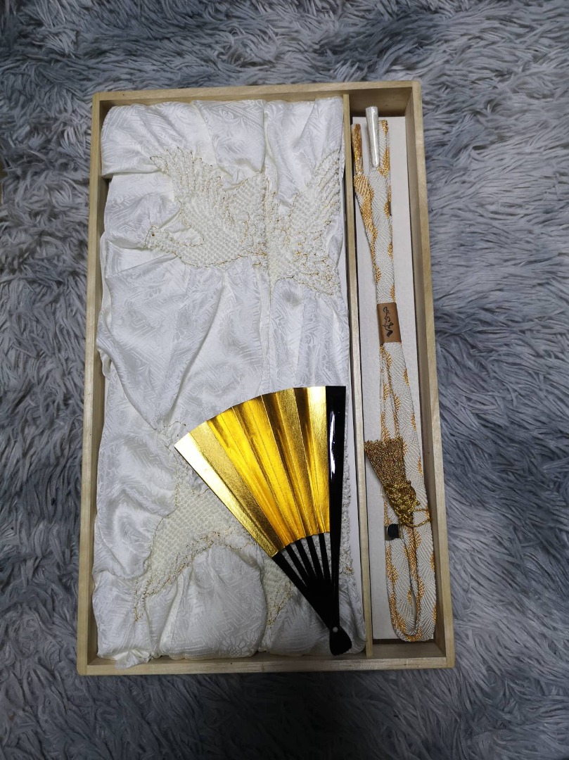 Traditional Japanese Hand Fan, Hobbies & Toys, Travel, Travel ...