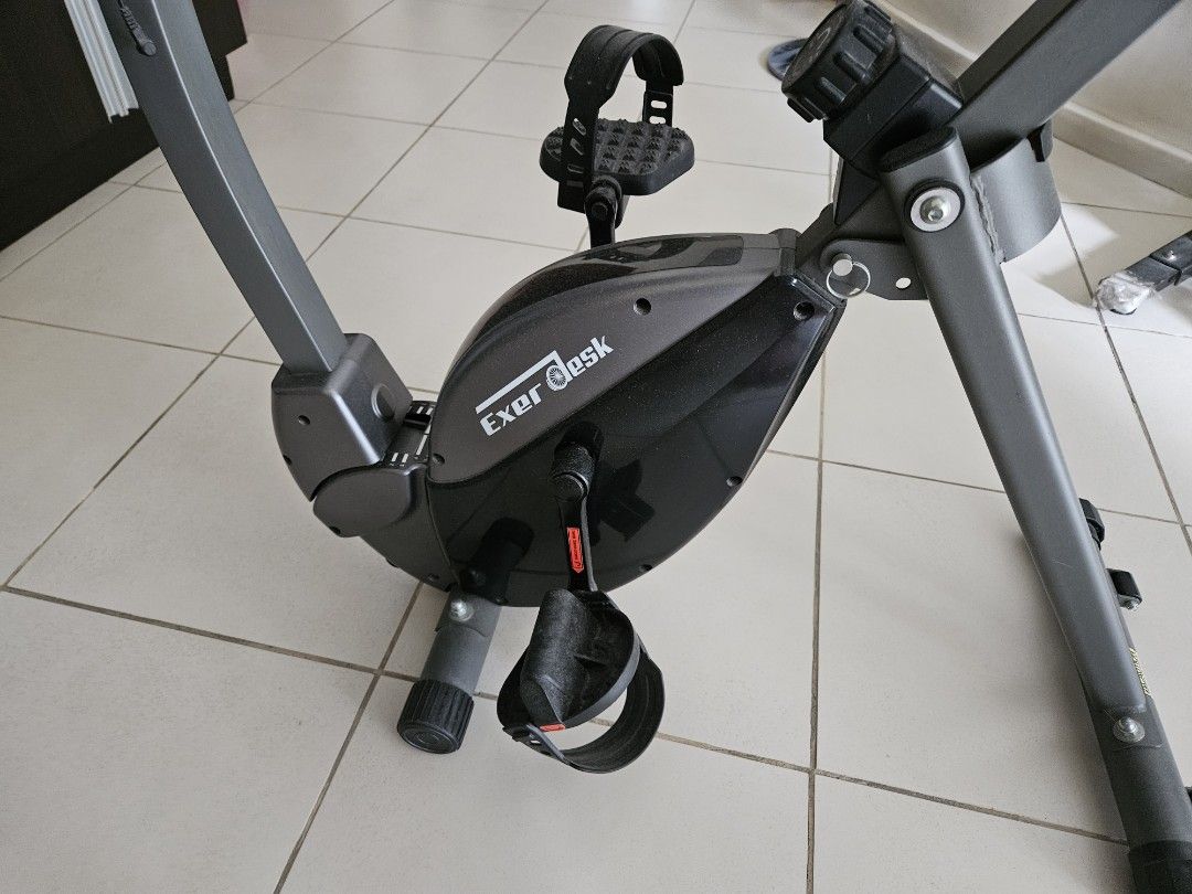 Trax ExerDesk, Sports Equipment, Exercise & Fitness, Cardio & Fitness ...