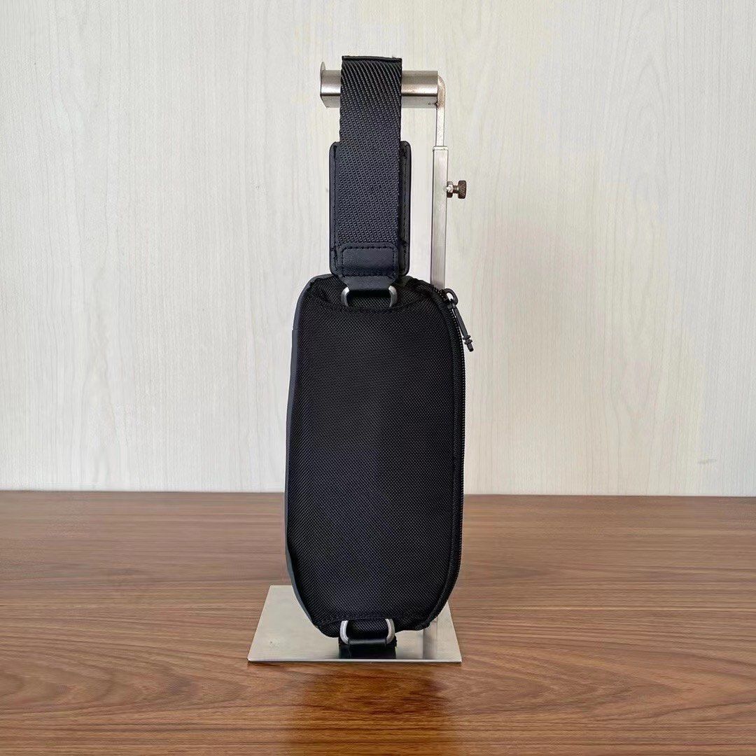 Tumi Alpha Bravo Base Sling, Men's Fashion, Bags, Sling Bags on Carousell