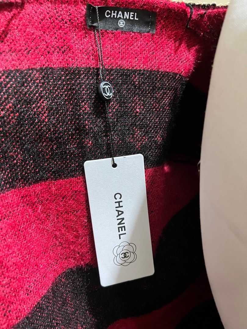 Tweed Terno CHannel, Women's Fashion, Dresses & Sets, Sets or ...