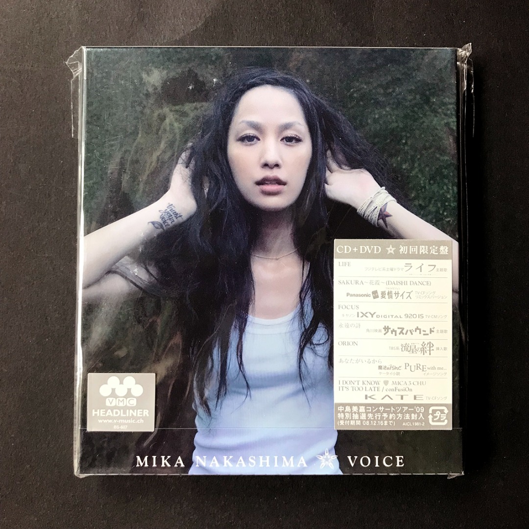 VOICE CD + DVD + Poster（Made in Japan）/ 中島美嘉, 興趣及遊戲, 音樂、樂器 & 配件, 音樂與媒體 ...