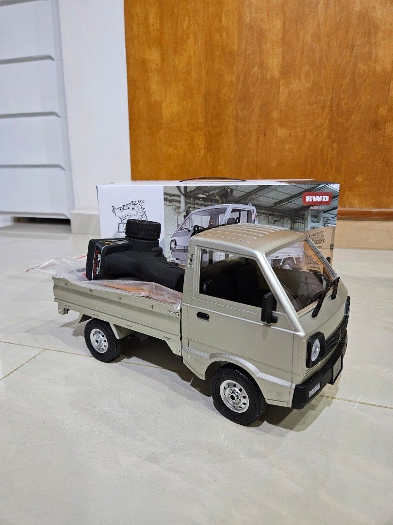 WPL D12 1/10 Classic Suzuki Carry Kei Truck RC Remote Control Drift ...