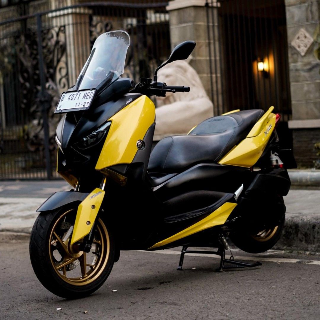 Yamaha xmax, Motor di Carousell