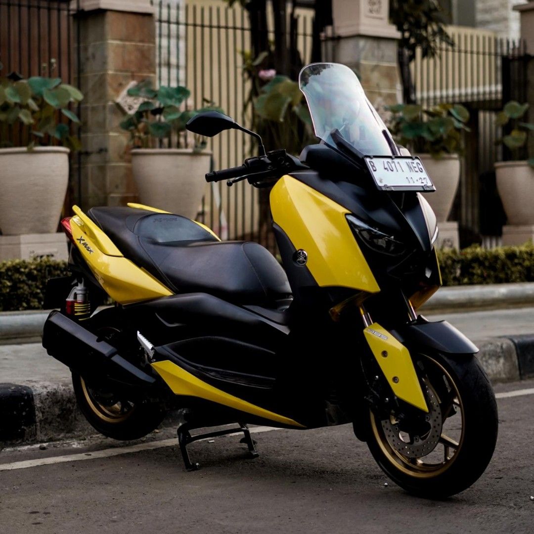 Yamaha xmax, Motor di Carousell