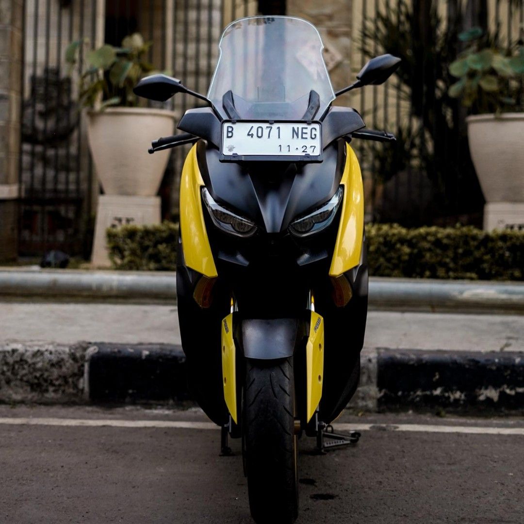 Yamaha xmax, Motor di Carousell