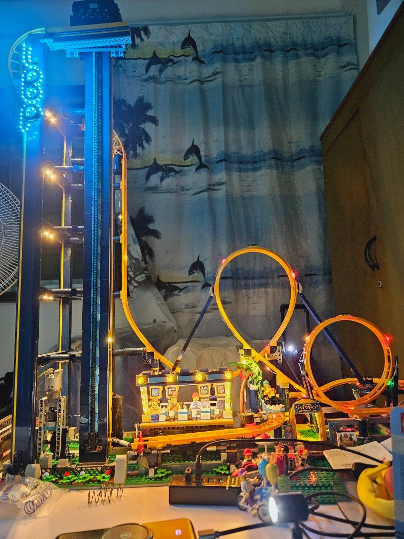 10303 Lego Icons Loop Coaster, Hobbies & Toys, Toys & Games on Carousell