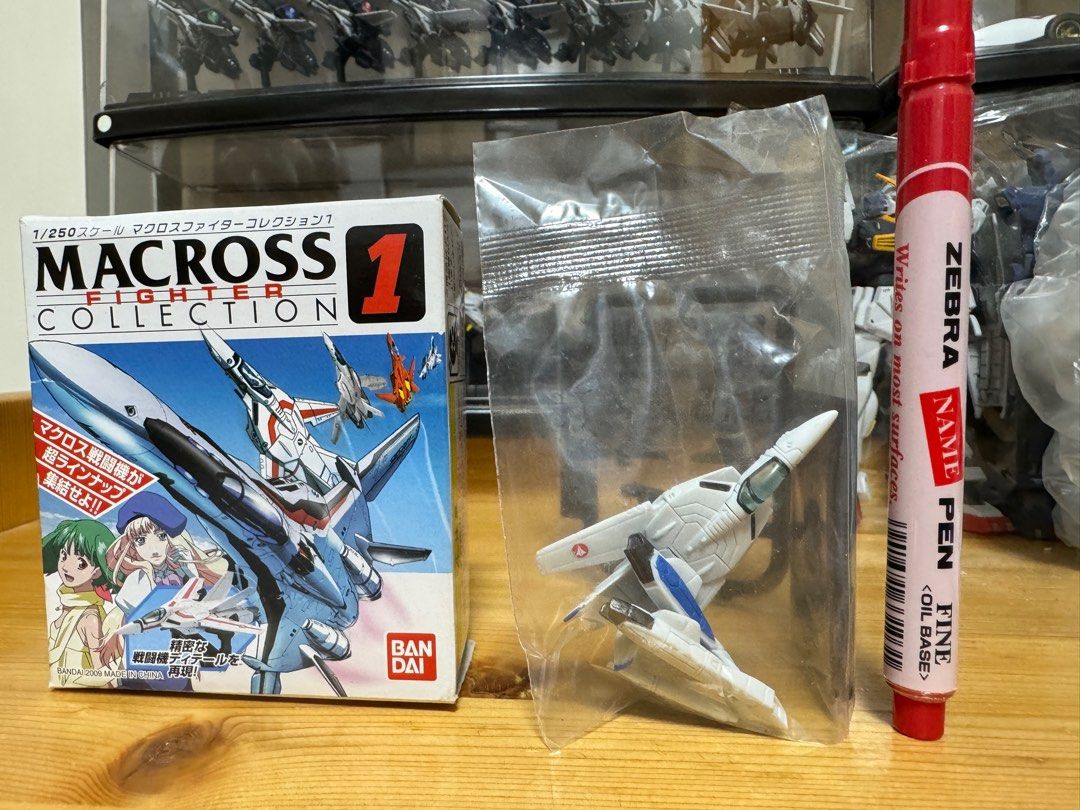 全新1/250 MACROSS 超時空要塞盒蛋 BANDAI 笨大 MACROSS collection vol 1 麥斯 Max’s TV 版 TV Ver., 興趣及遊戲, 玩具 & 遊戲 ...