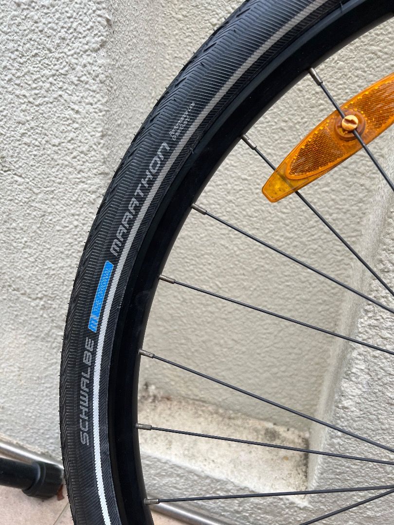 29 in SYNCRO wheel set with NEW Schwalbe Marathon 28 x1.75 tyres ...
