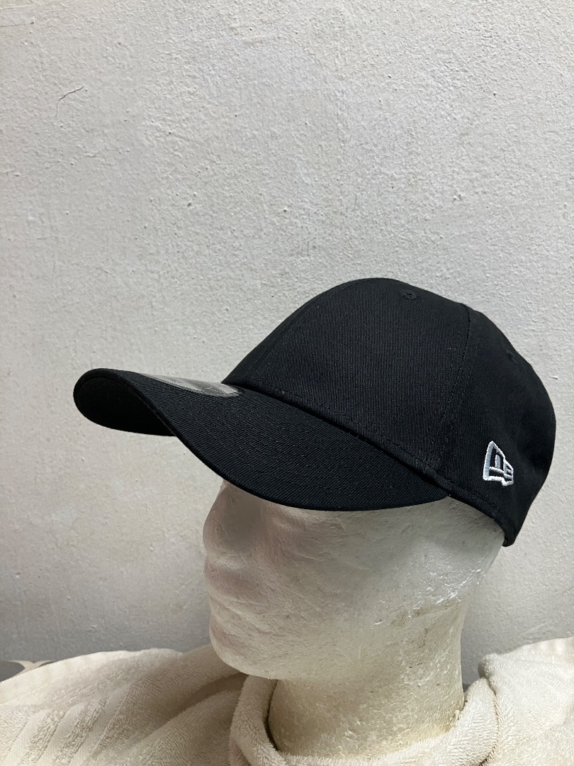 9Forty New Era Basic Black Cap, Men's Fashion, Watches & Accessories ...