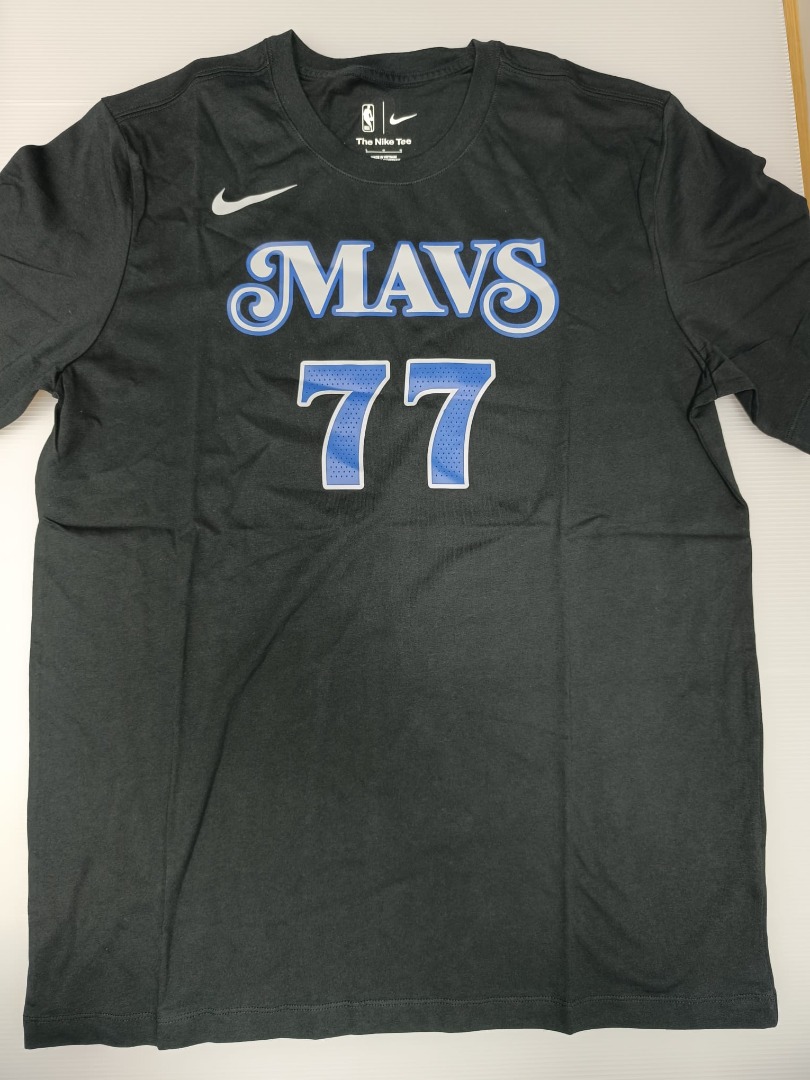 🔥現貨美版🔥 Luka Doncic Dallas Mavericks Nike 2023/24 City Edition Name & Number T-Shirt - Black, 男裝 ...