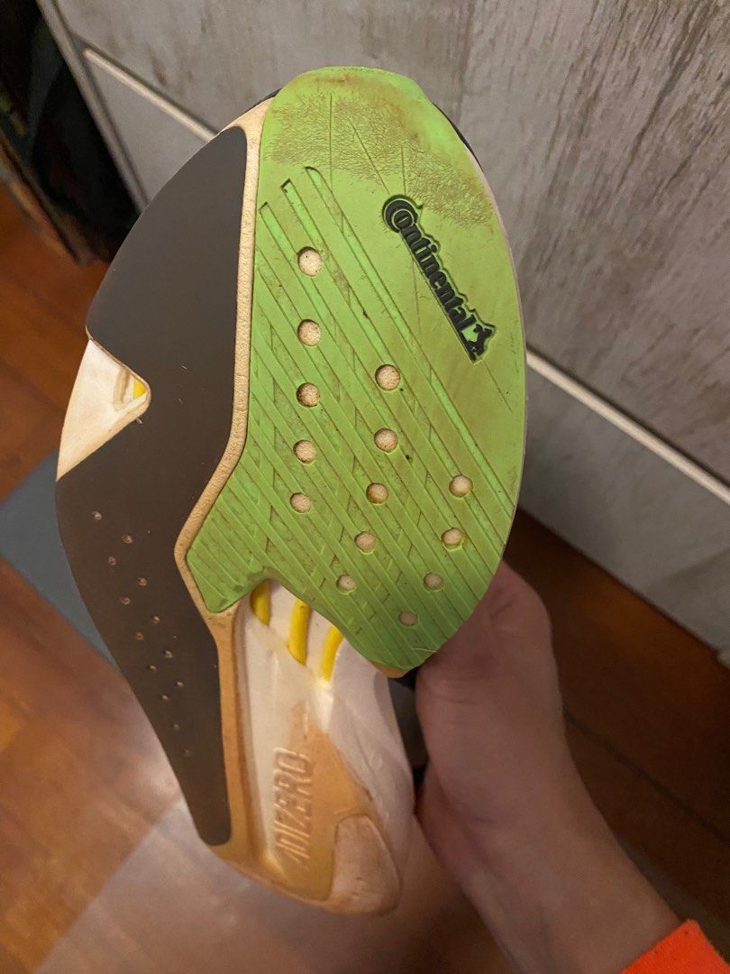 Adidas Adizero Takumi Sen 8 (US10.5/UK10/FR44-2/3/JP285), 男裝, 鞋, 波鞋 ...