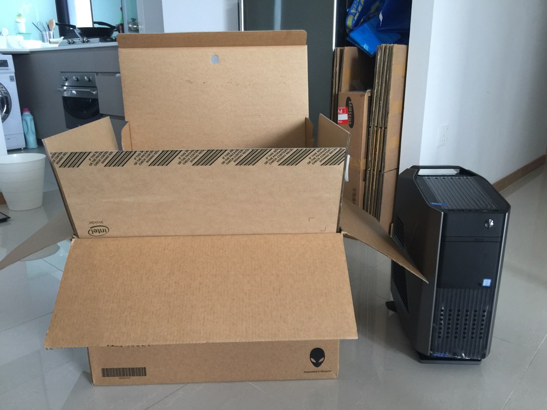 Alienware Aurora R7 GTX1080 i7-8700 Gaming Desktops with Keyboard ...