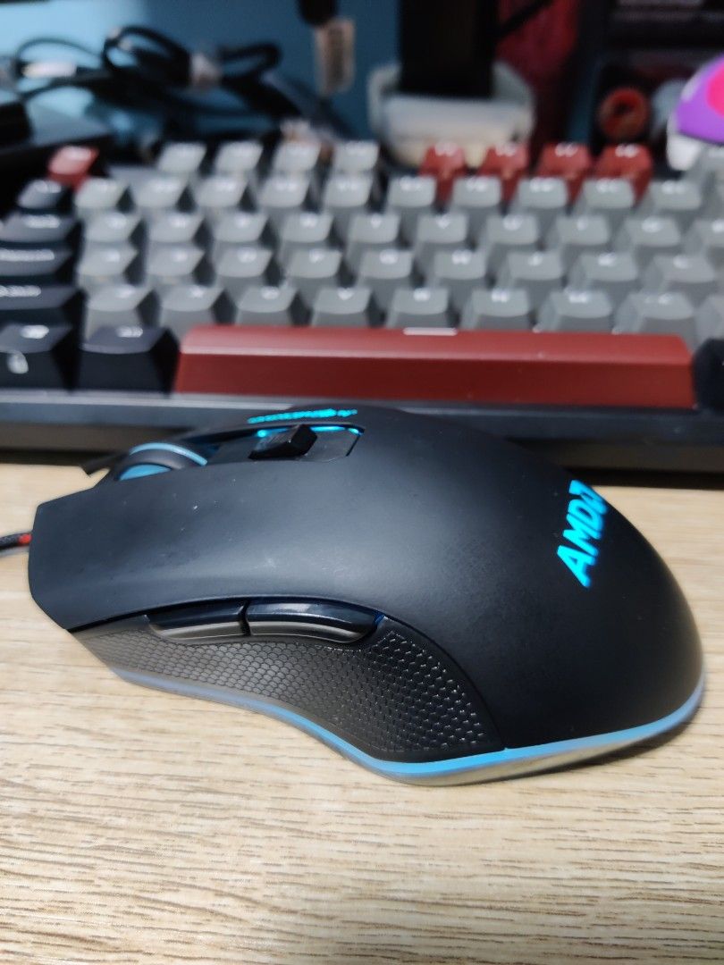 AMD imperion gaming mouse with AMD mousepad, Computers & Tech, Parts ...