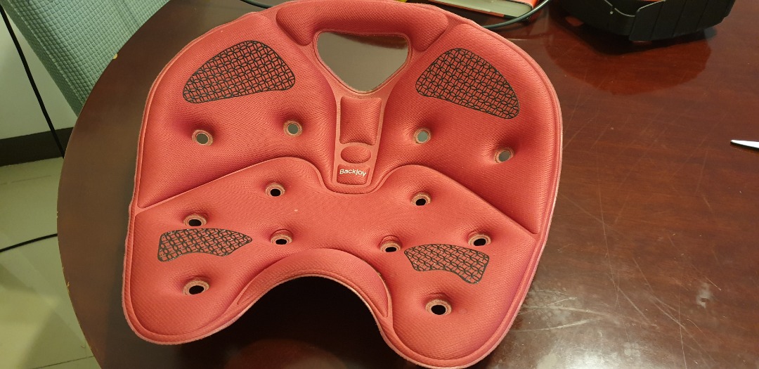 BackJoy Core Traction Seat Cushion (Red), Health & Nutrition, Braces ...