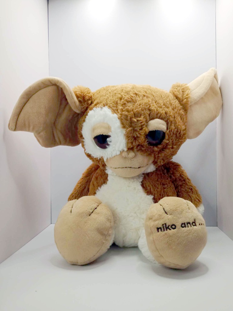 FREE SHIPPING: BIG and Huggable 19-Inch Mogwai Gizmo Gremlins Movie ...
