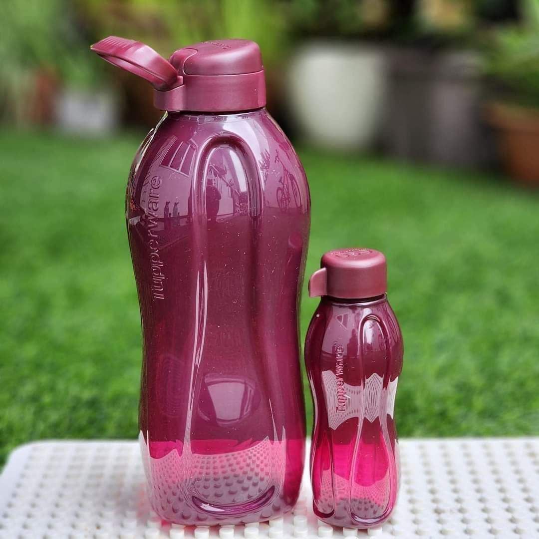 Botol Tupperware 2L + 310ml, Furniture & Home Living, Kitchenware ...
