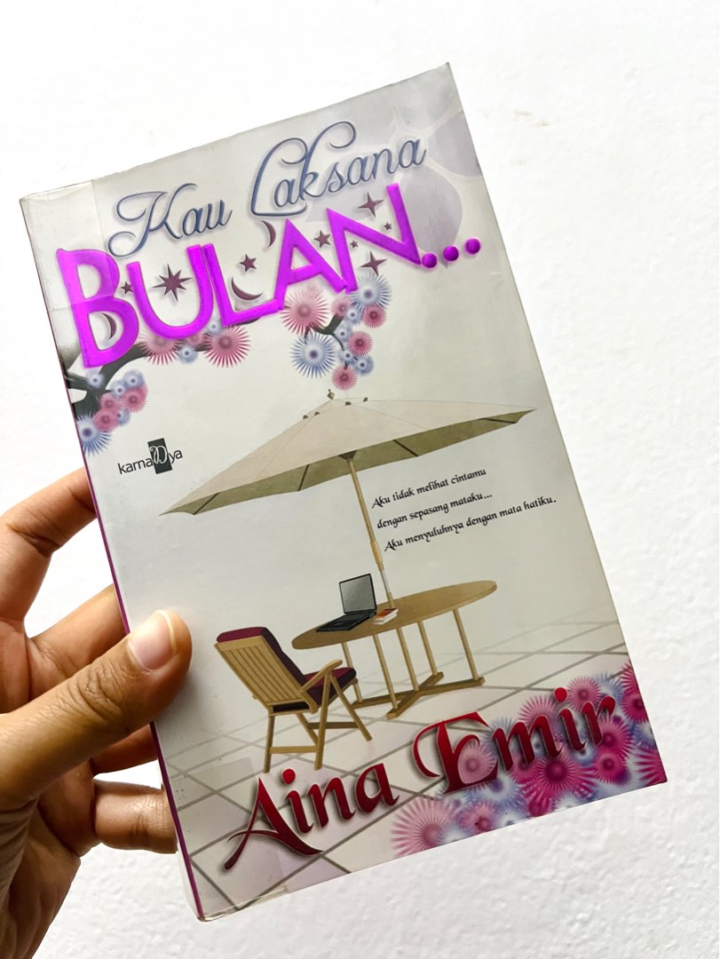 Buku Novel Melayu Kau Laksana Bulan Malay Novel By Aina Emir