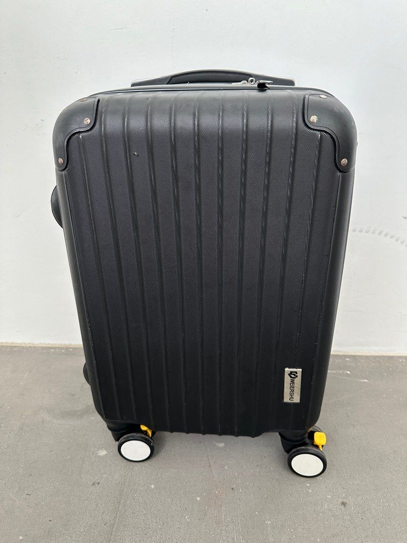 Cabin Luggage 20 inches, Hobbies & Toys, Travel, Luggage on Carousell