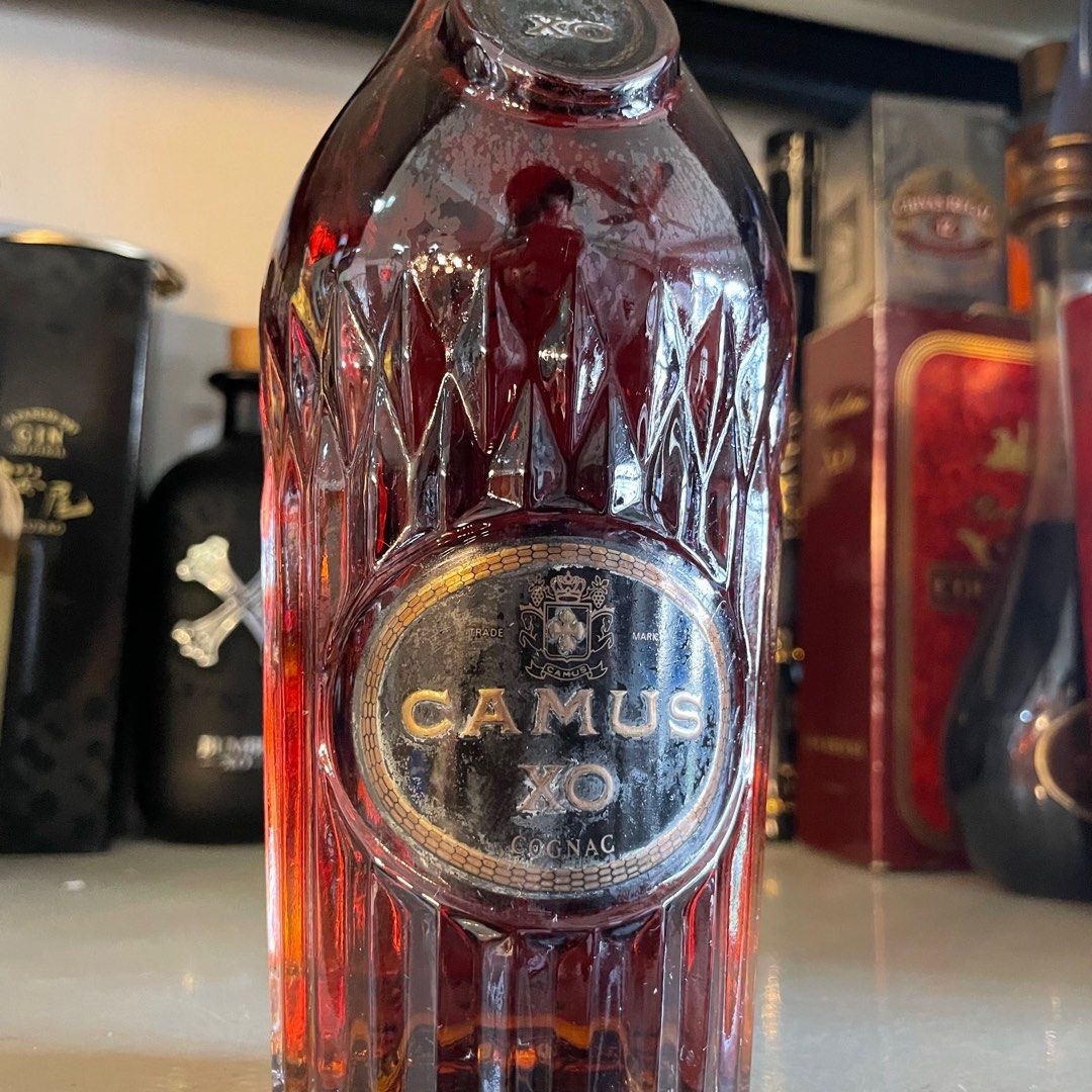 Camus XO long neck vintage no box 700ml, Food & Drinks, Alcoholic Beverages on Carousell