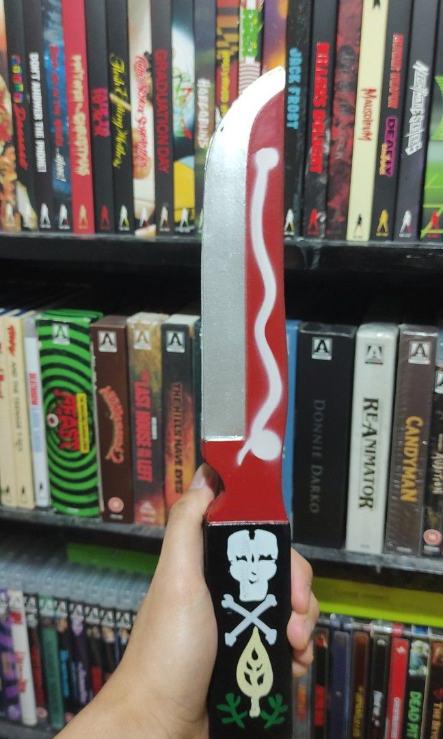 Chucky Voodoo Knife - Trick or Treat Studios, Hobbies & Toys, Toys ...