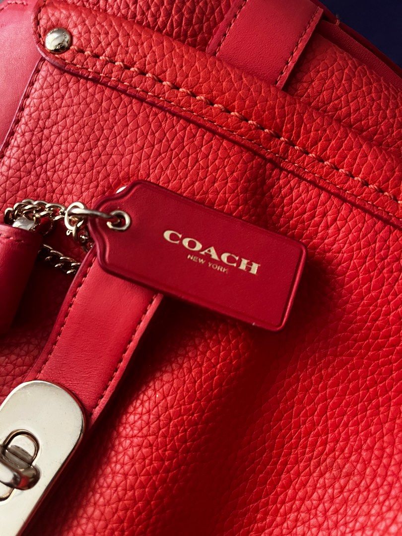 Coach Swagger Tote Bag, Luxury, Bags & Wallets on Carousell