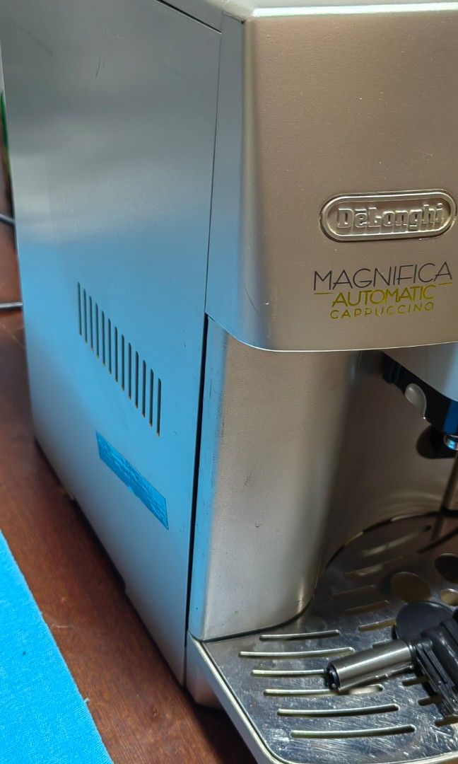 Delonghi magnifica automatic espresso machine, TV & Home Appliances ...