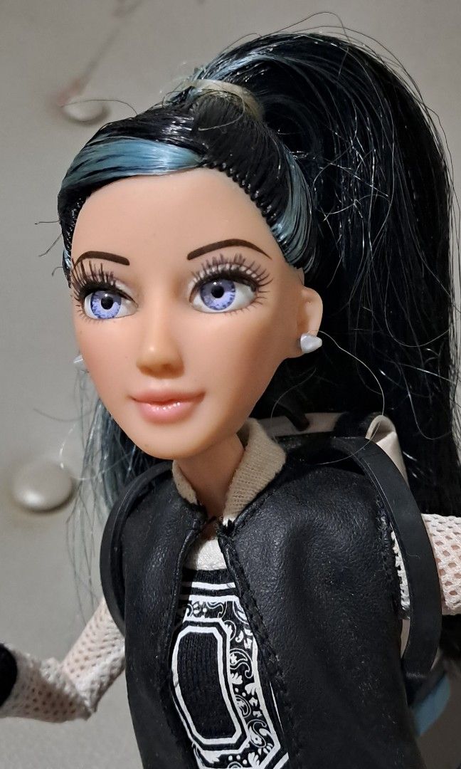 Devon D Marco by Project Mc2 full Articulated hands and legs, Hobbies ...