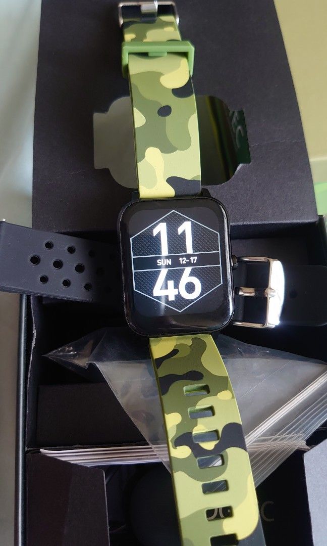 DGTEC smartwatch with wireless earbuds, Mobile Phones & Gadgets ...