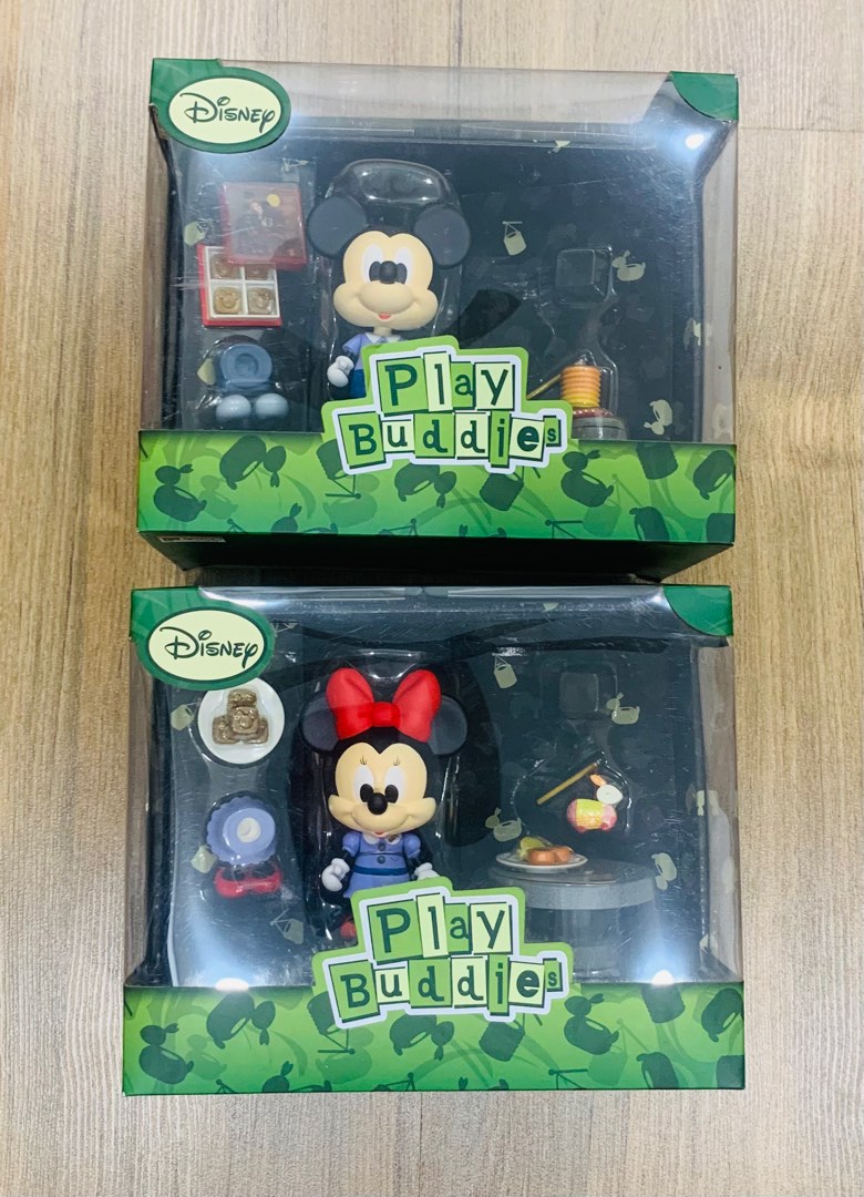 Disney play buddies Mickey and Minnie moon cake festival set, Hobbies ...