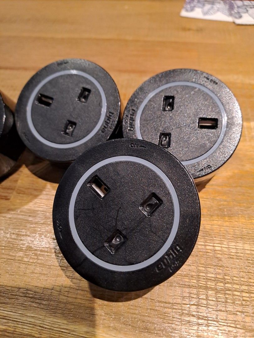 Eubiq Socket, Computers & Tech, Office & Business Technology on Carousell