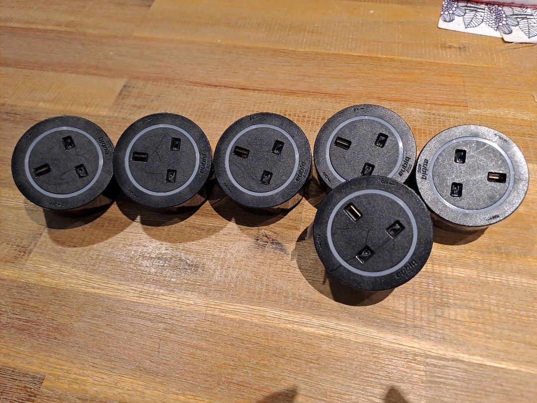 Eubiq Socket, Computers & Tech, Office & Business Technology on Carousell