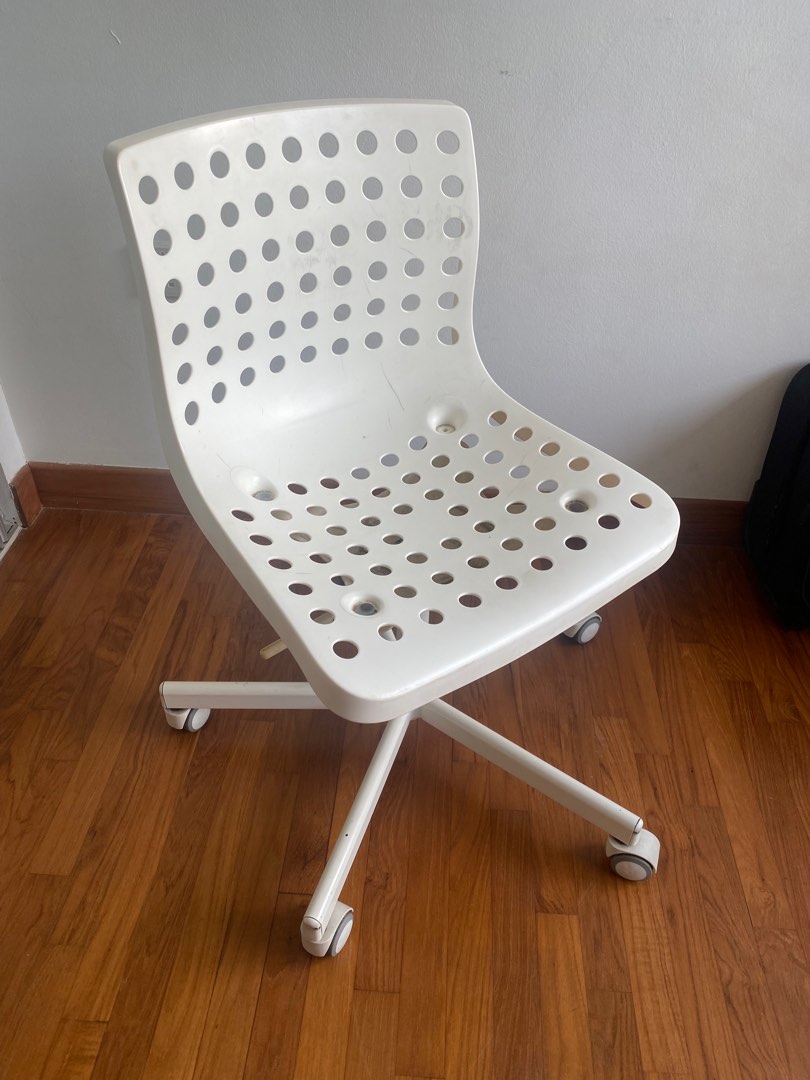 FREE small white plastic rolling chair, Furniture & Home Living ...